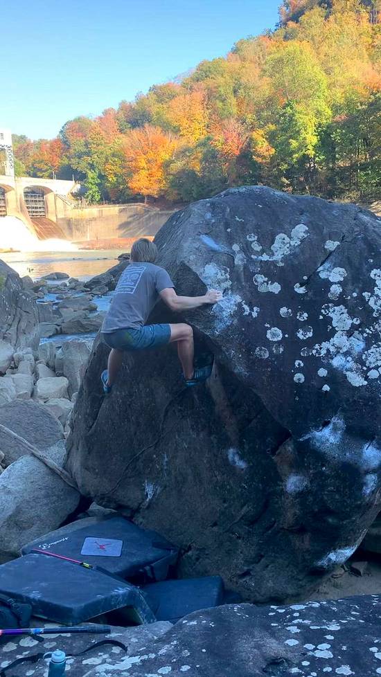Was That a Boob? v6 - The Dries, New River Gorge Bouldering - Watch ...