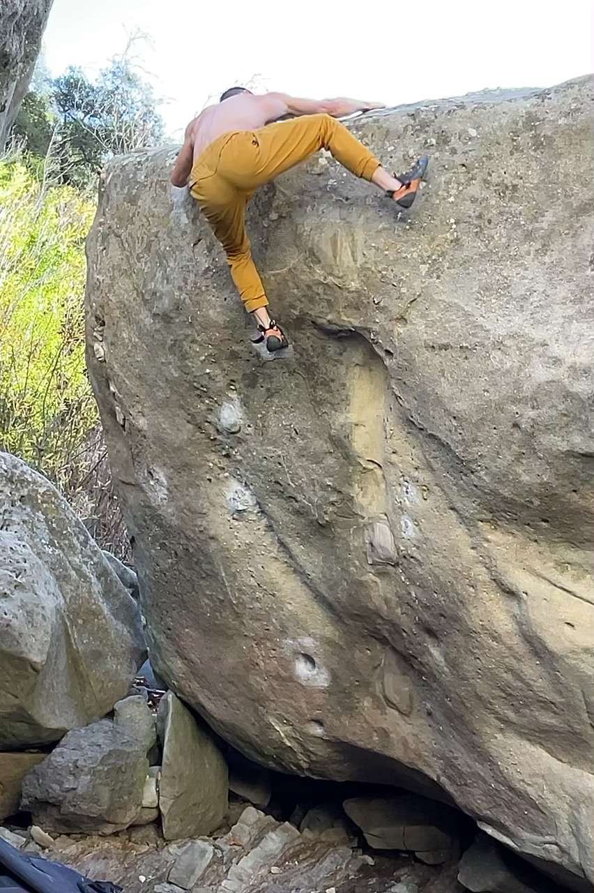 Approach Shoes v7, Malibu Tunnel Boulders - KAYA | The Climber's App