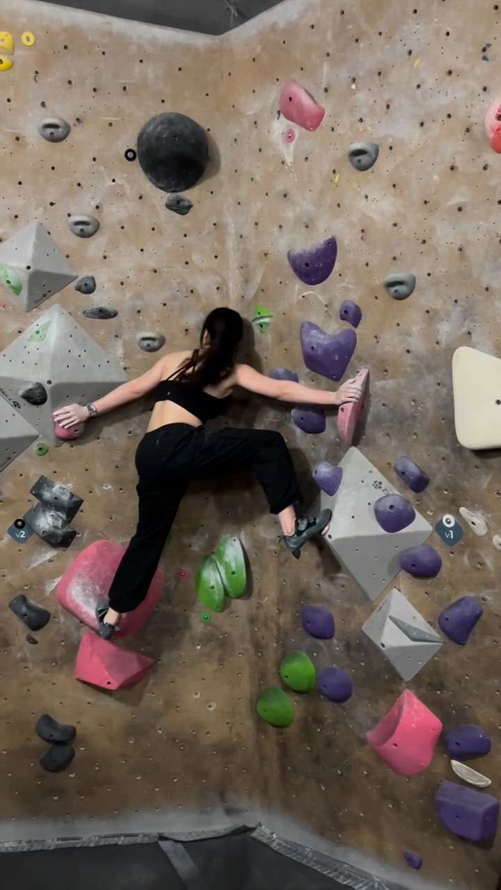 Pink v3 - Movement Belmont Bouldering - Watch Beta Videos