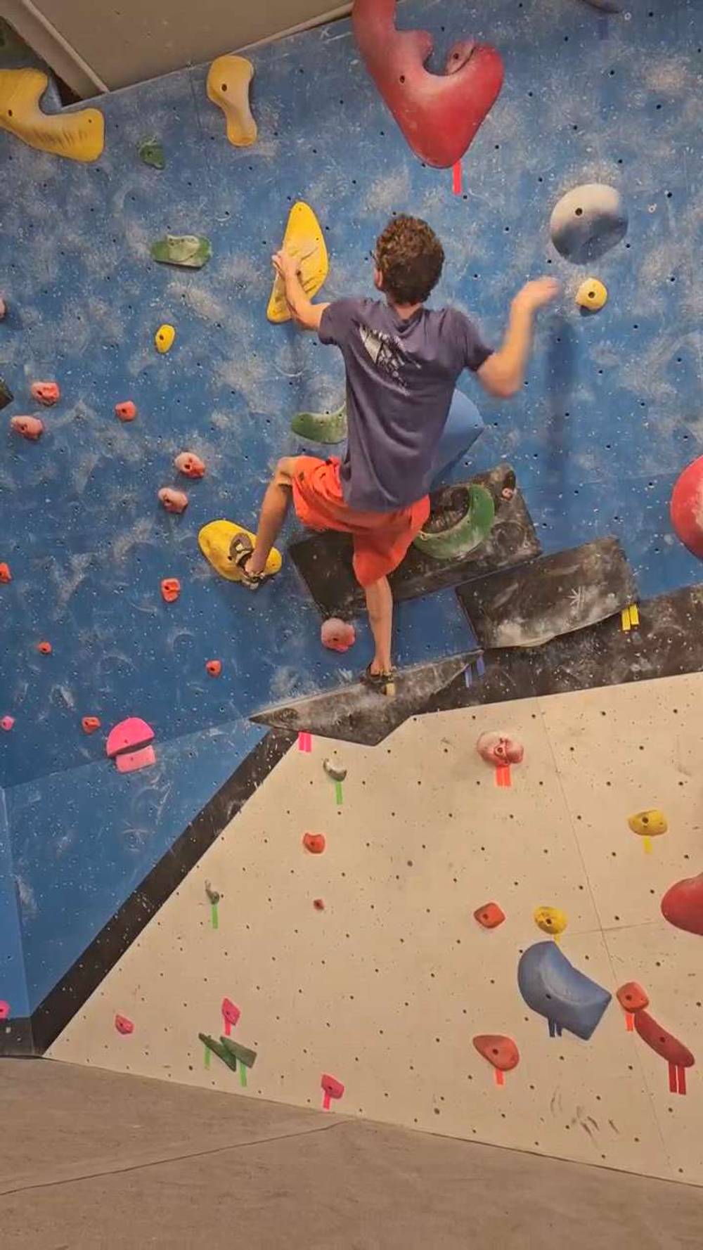 Yellow Boulder - Boulders Climbing Gym Downtown Bouldering - Watch Beta ...