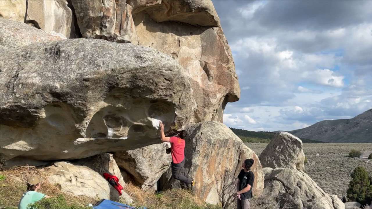 The Heretic v8 - City of Rocks Bouldering - Watch Beta Videos