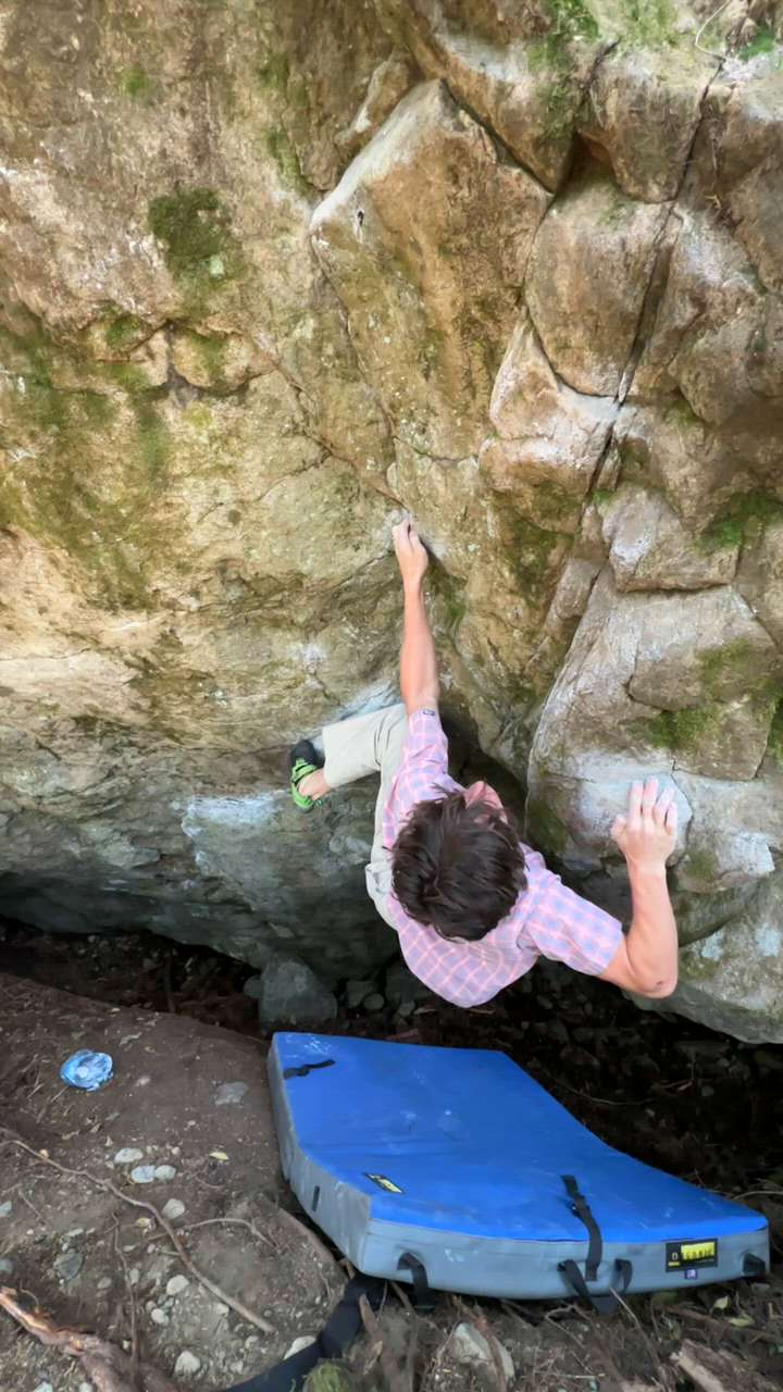 Designated Hitter v5 - Exit 38, North Bend Bouldering - Watch Beta Videos