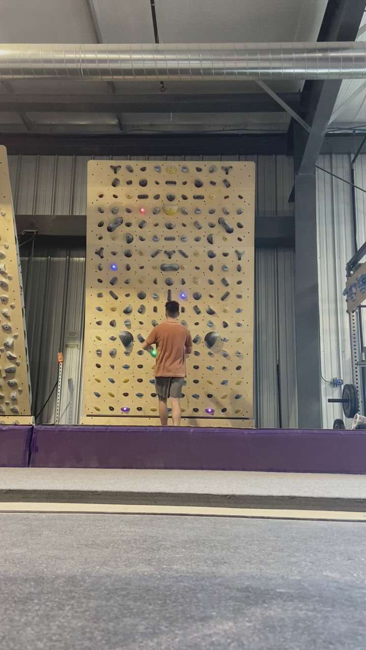 The big easy v1 - Grasshopper Board Bouldering - Watch Beta Videos