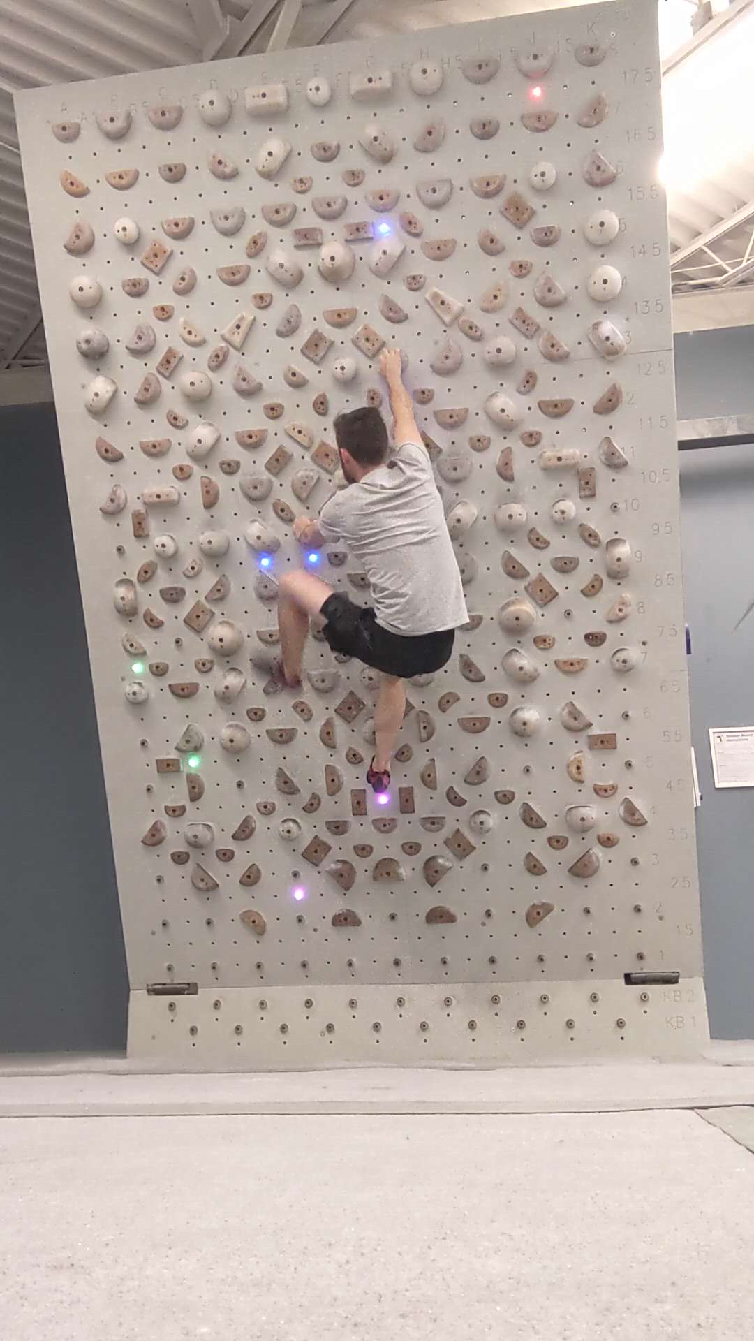 Captain Progression v4 - Tension Board Bouldering - Watch Beta Videos