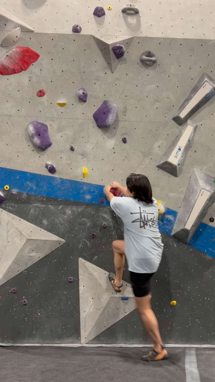Red v5 - Movement Plano Bouldering - Watch Beta Videos