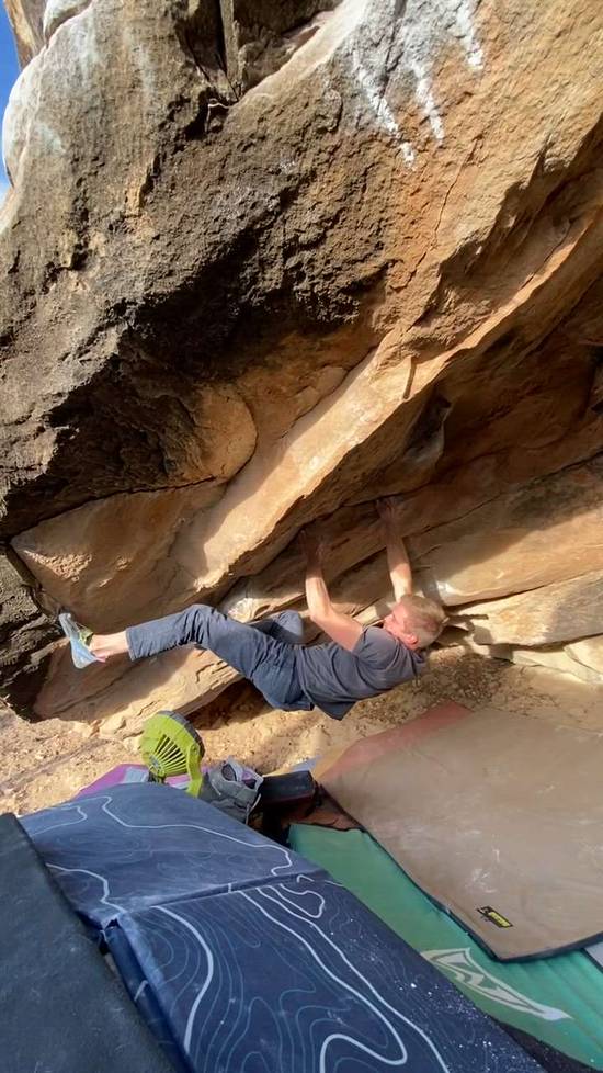 Return of the Pterodactyl v10 - Triassic Bouldering - Watch Beta Videos