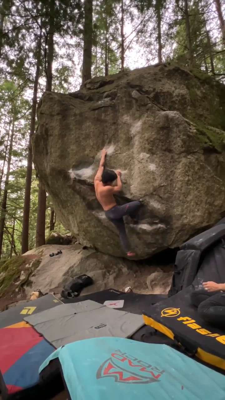 Red v9 - Touchstone Hollywood Boulders Bouldering - Watch Beta Videos