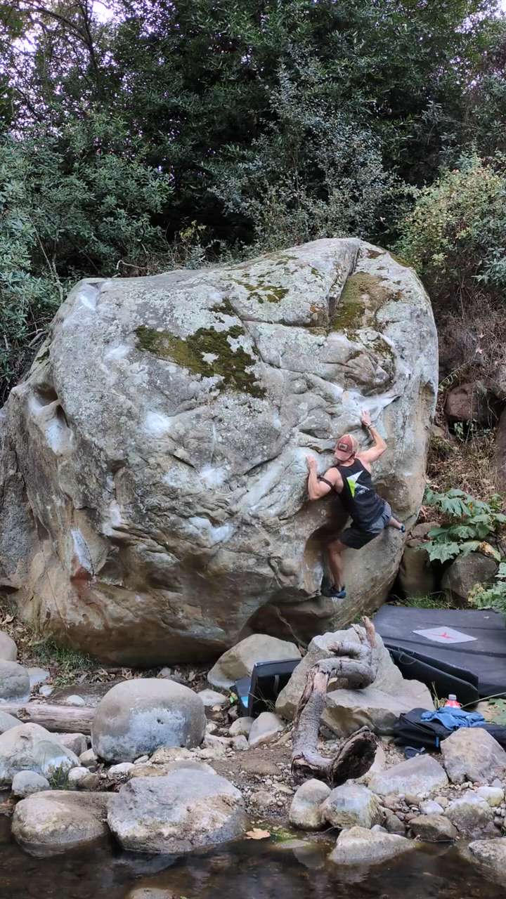 Stomp! v4 - Potter's Point, Santa Barbara Bouldering - Watch Beta Videos