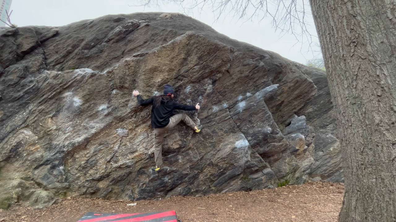 Reticent Wall v2 - Fort Tryon Park, New York City Bouldering - Watch ...