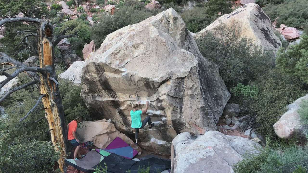 Tilt Shift v9 - Oak Creek Canyon, Red Rock Bouldering - Watch Beta Videos