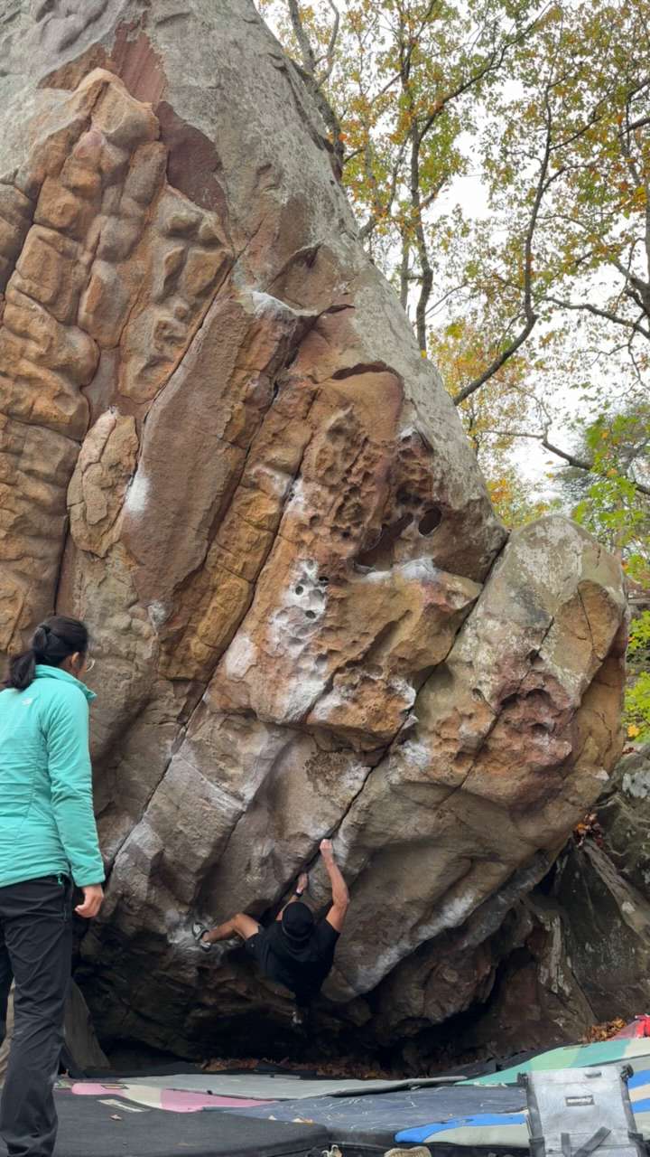 Watermelon Slab v7 - Space Odyssey, Stone Fort Bouldering - Watch Beta ...