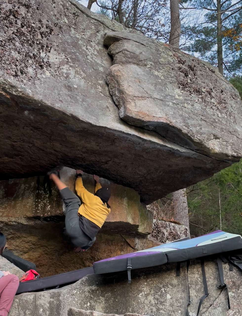 Overlooked v4 - Pawtuckaway Bouldering - Watch Beta Videos