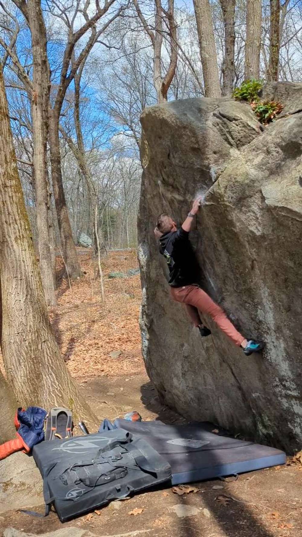 Missing in Action v7 - Spur Road, Lincoln Woods Bouldering - Watch Beta ...