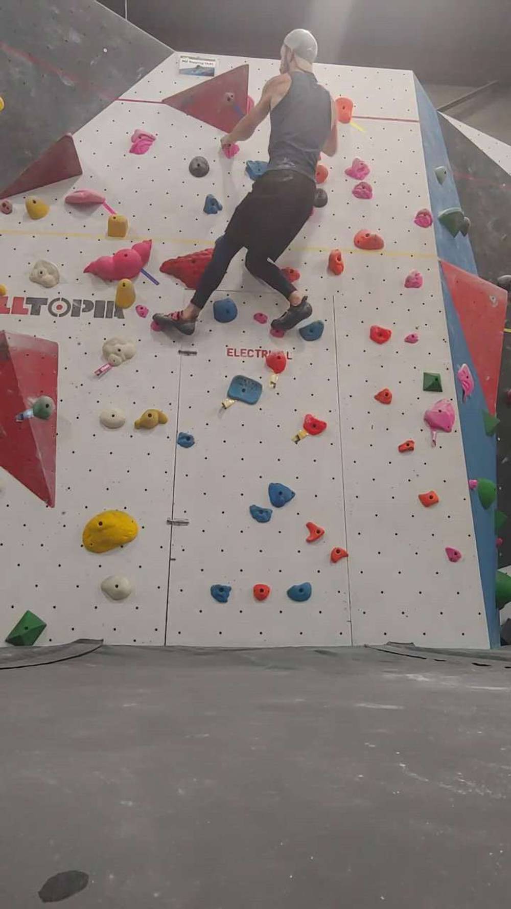 Pink Tag v1 - Hub Climbing Markham Bouldering - Watch Beta Videos