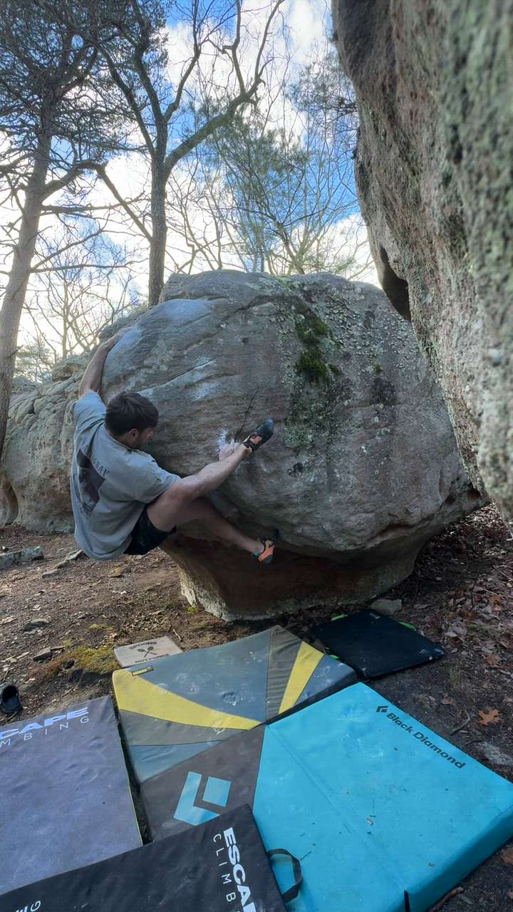 Oogabooga v6 - The Citadel Bouldering - Watch Beta Videos