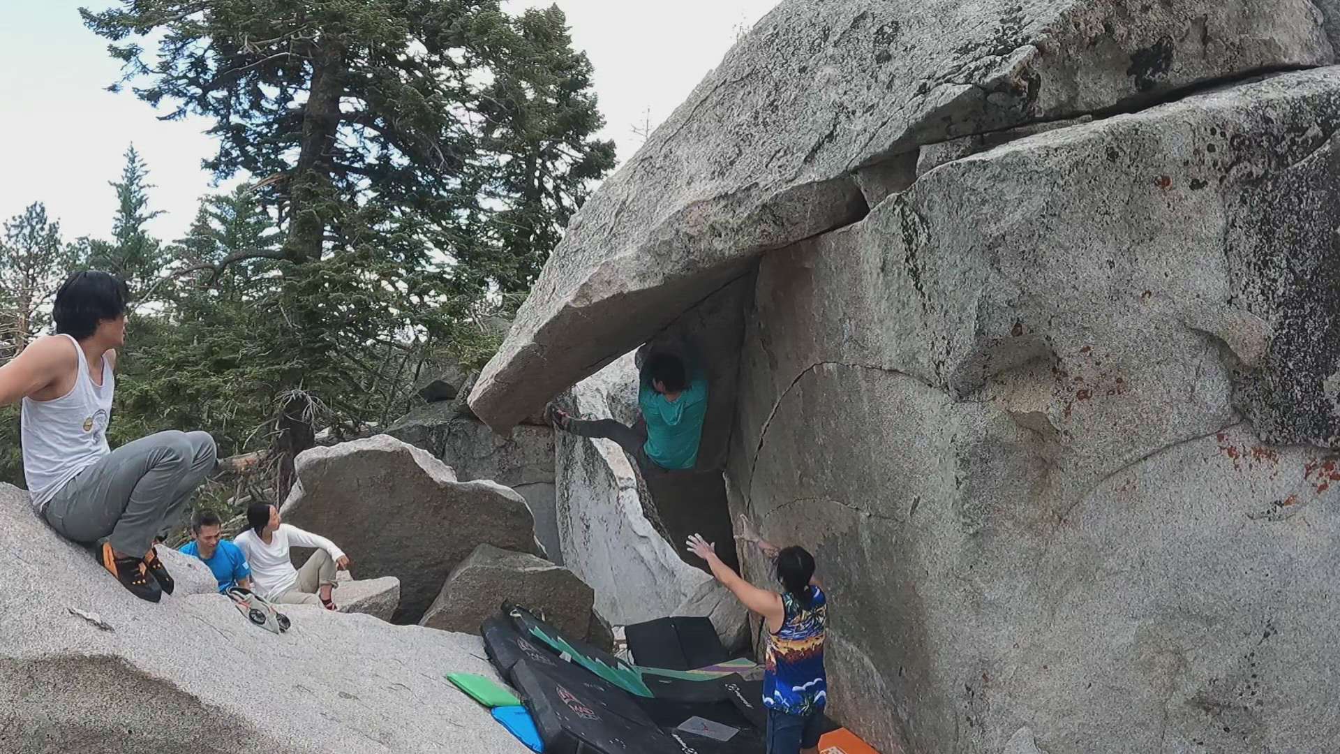 Standing on the Head of the Dragon v4 - Shangri-La, Tramway Bouldering ...