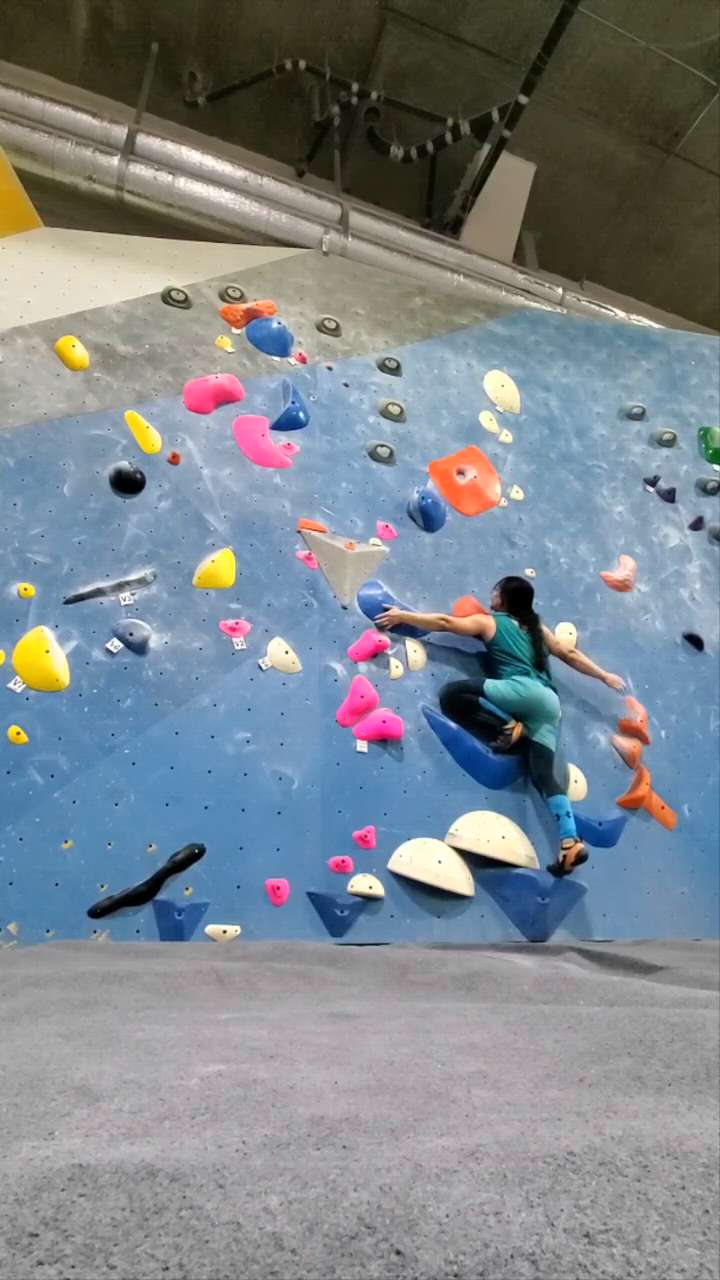 Blue v6 - Touchstone Dogpatch Boulders Bouldering - Watch Beta Videos