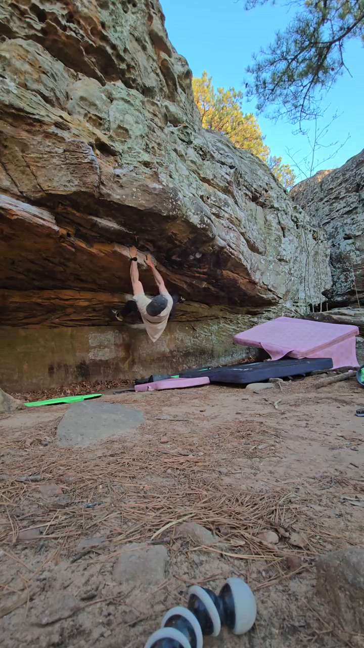 Planet Earth v5 - Font Red, Cowell Bouldering - Watch Beta Videos