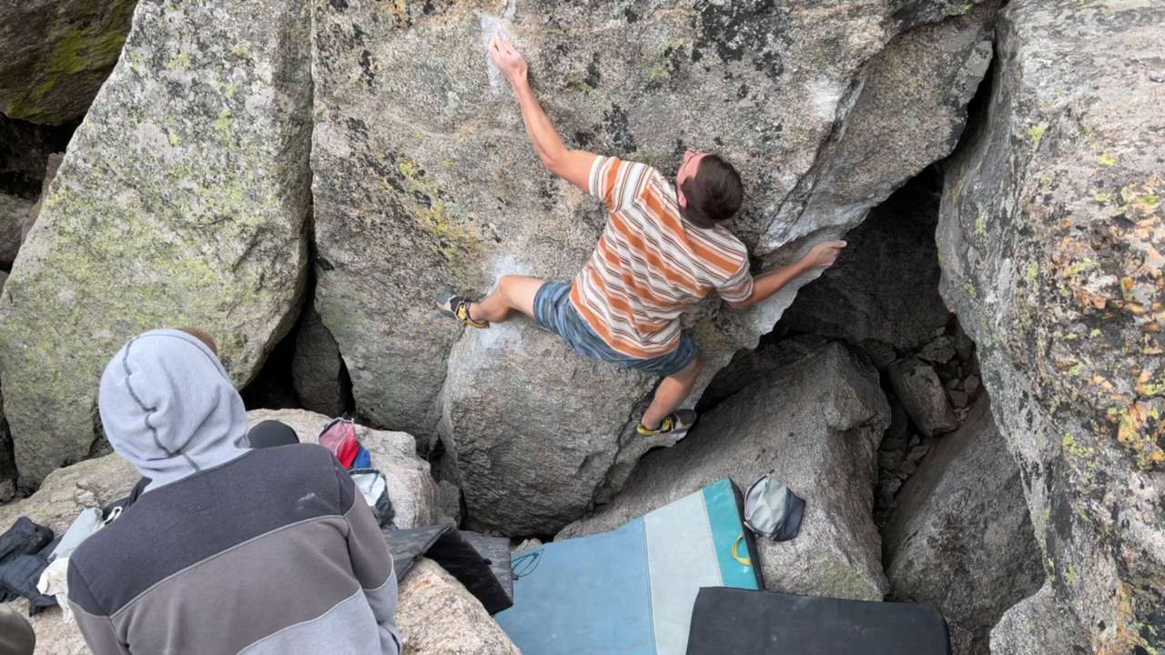 World famous pow wow v8, Mt Evans - KAYA | The Climber's App