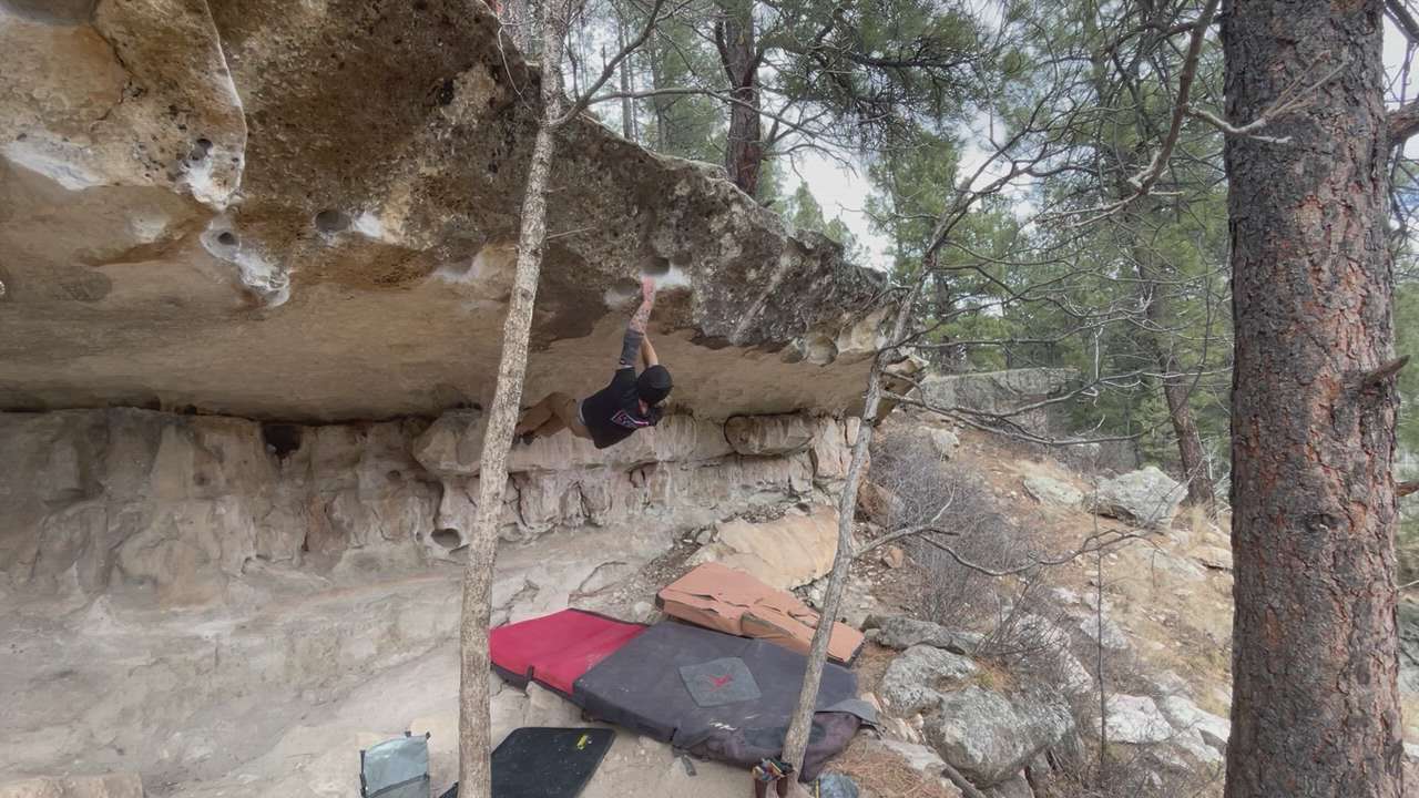 Don't Peace Me Out Jimmy Simmons v8 - Priest Draw Bouldering - Watch ...