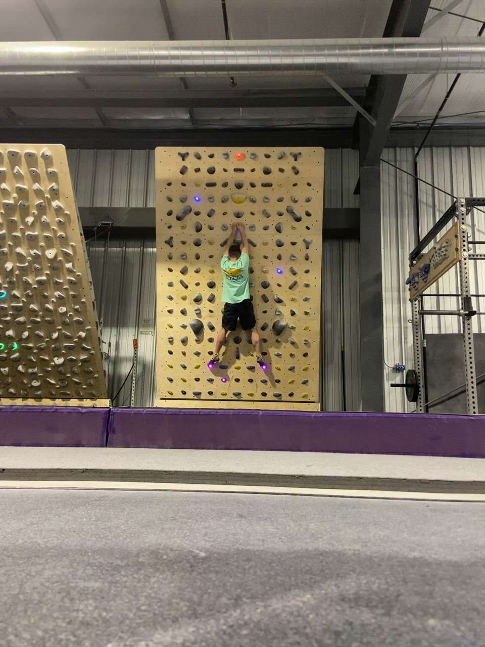 Three Amigos v2 - Grasshopper Board Bouldering - Watch Beta Videos