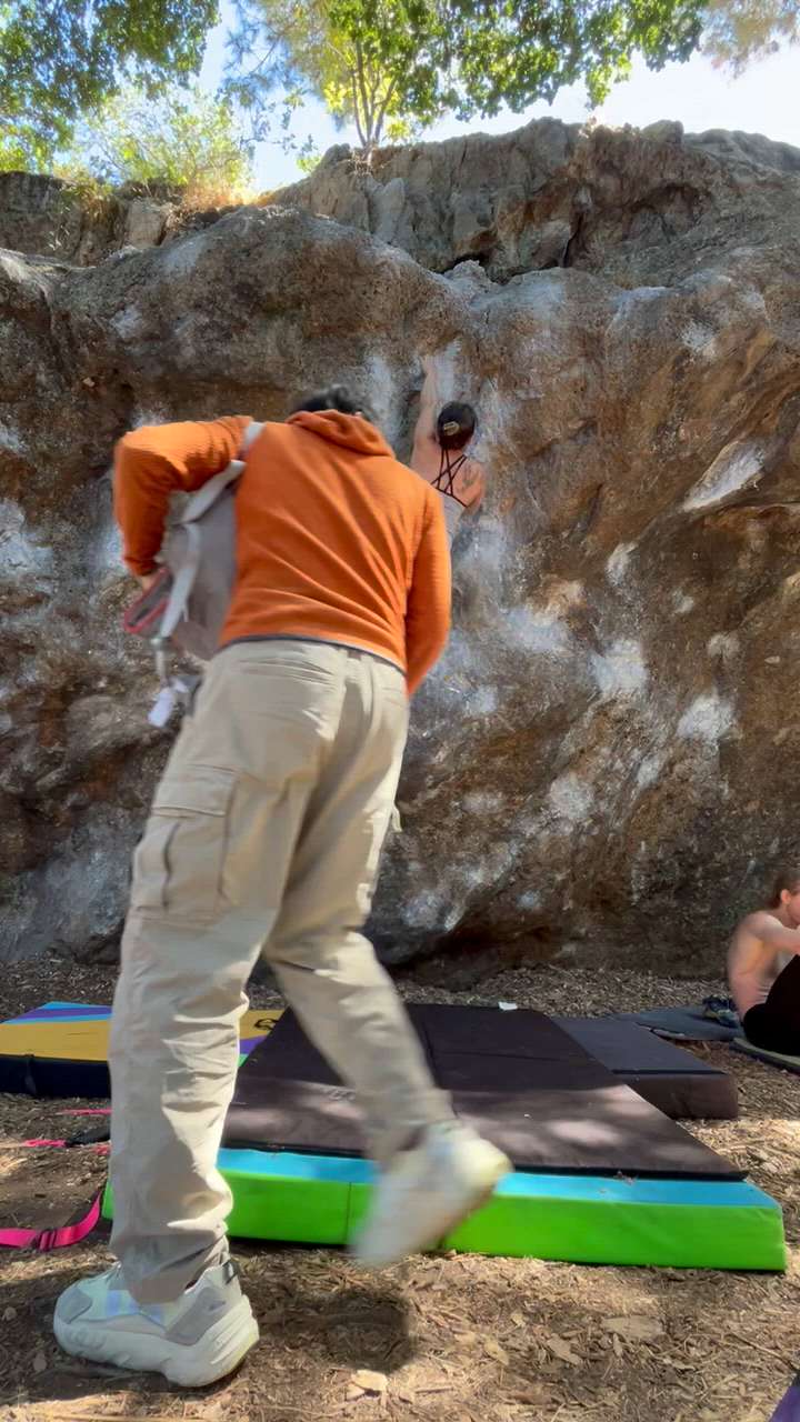 The Ramp v4 - Mortar Rock, Berkeley Bouldering - Watch Beta Videos