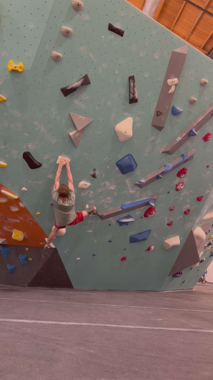 White v10 - Movement Dallas The Hill Bouldering - Watch Beta Videos