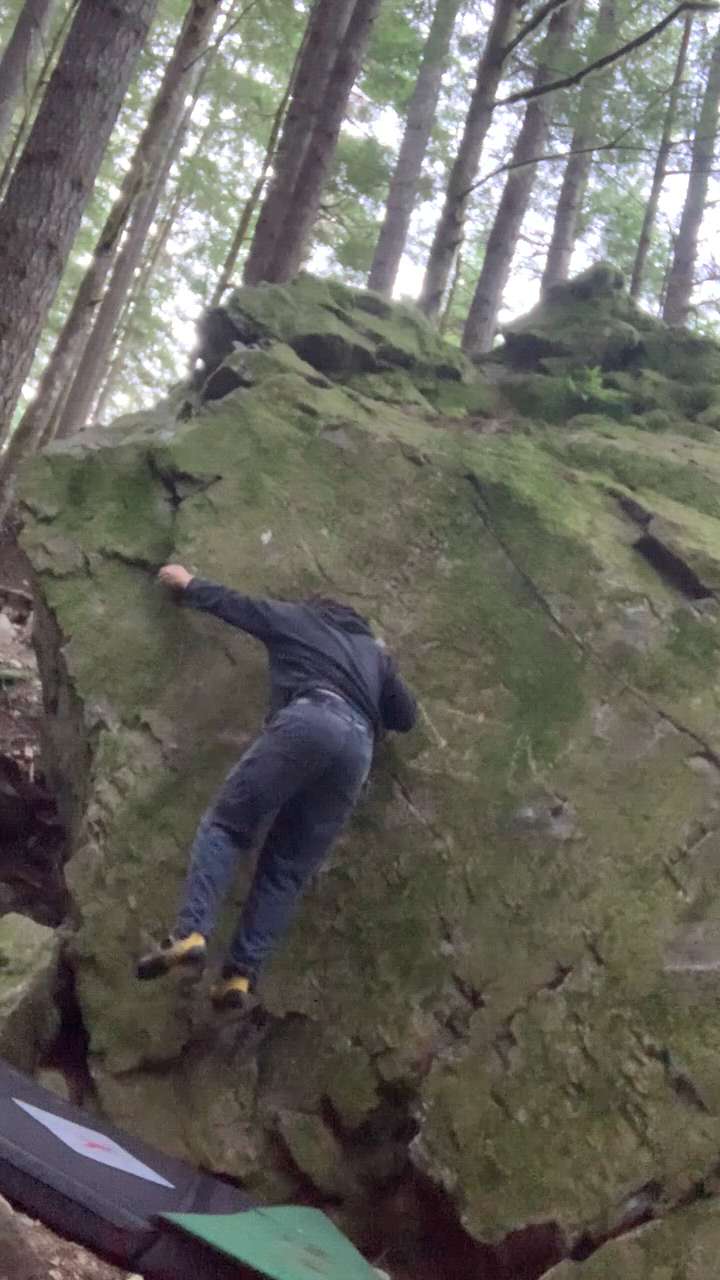 I Saw an OnlyFans Shoot in the Cave v2 - Exit 38, North Bend Bouldering ...