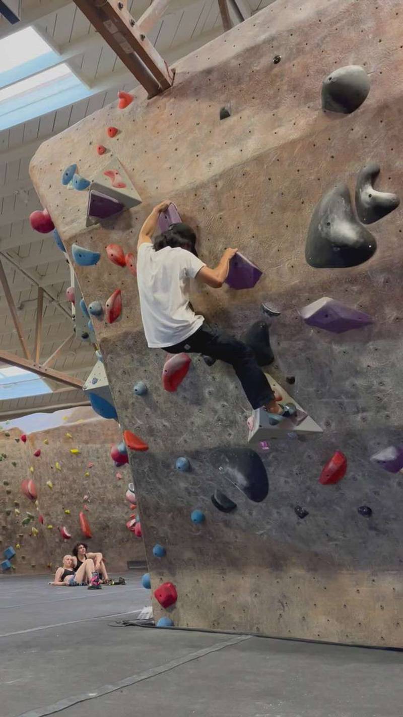 Yellow Boulder - Bridges Rock Gym Bouldering - Watch Beta Videos