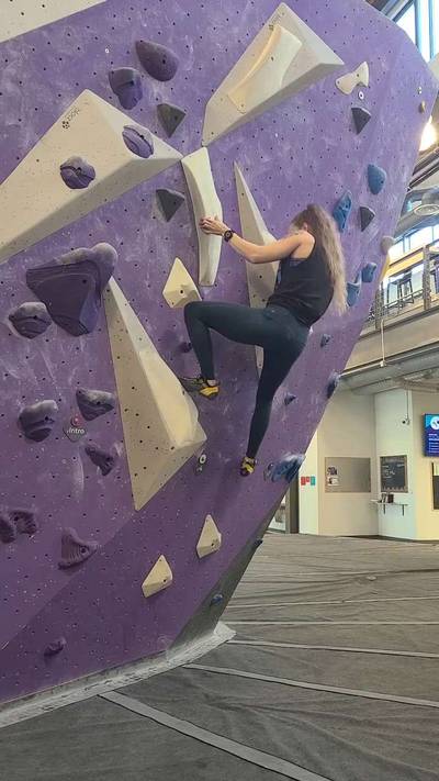 Movement Dallas The Hill - KAYA | The Climber's App