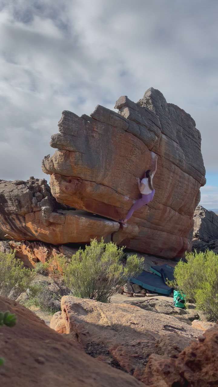 Porcupine v3 - Kleinfontein Farm, Rocklands Bouldering - Watch Beta Videos