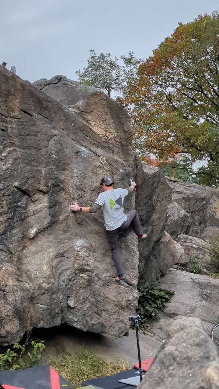 The Arete v2 - Central Park, New York City Bouldering - Watch Beta Videos