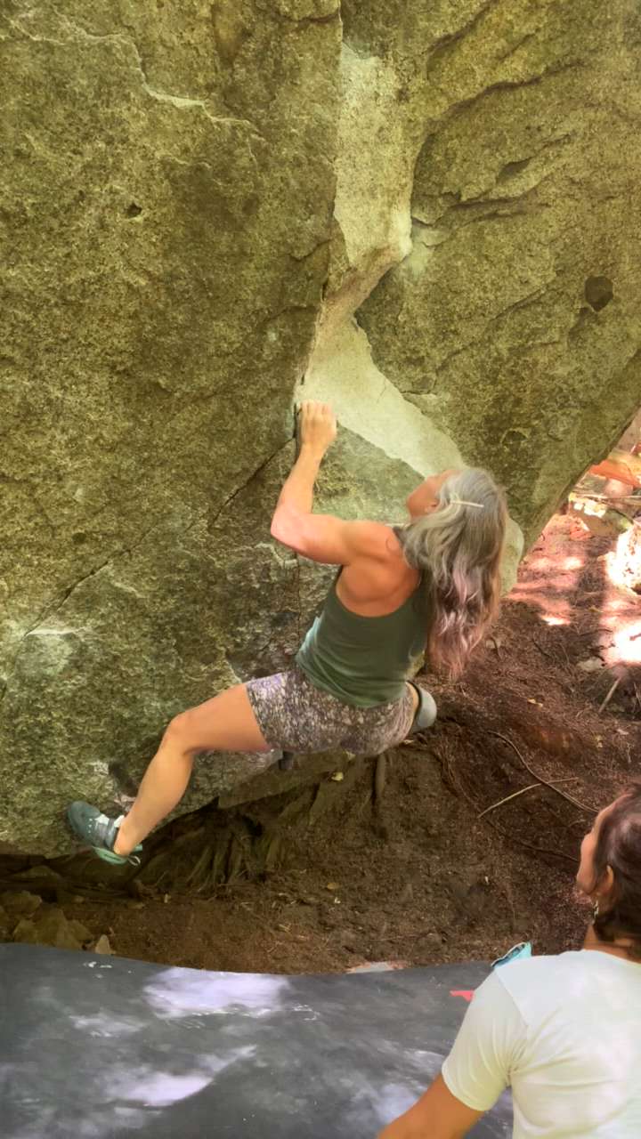 Pink Boulder, SBP Poplar - KAYA | The Climber's App
