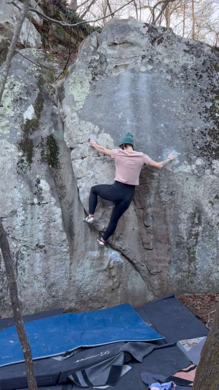 Fortune v6 - Back Nine, Stone Fort Bouldering - Watch Beta Videos