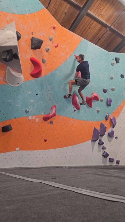 Movement Dallas The Hill - KAYA | The Climber's App