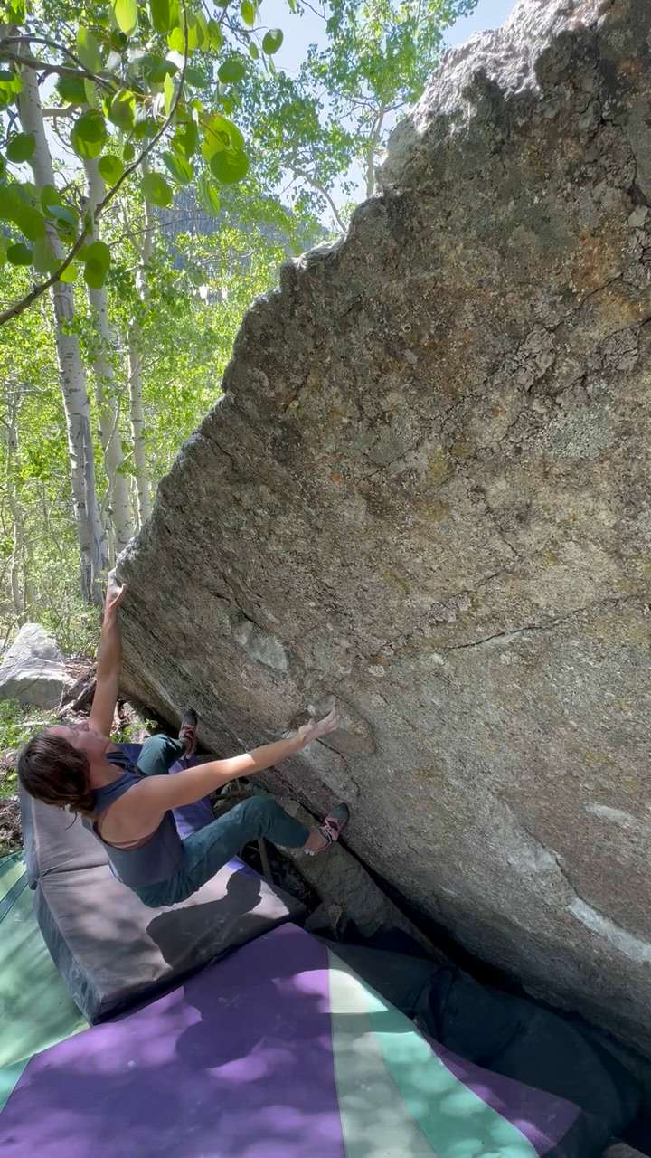 Sneaking Around v6 - White Pine Trailhead, Little Cottonwood Canyon Bouldering - Watch Beta Videos