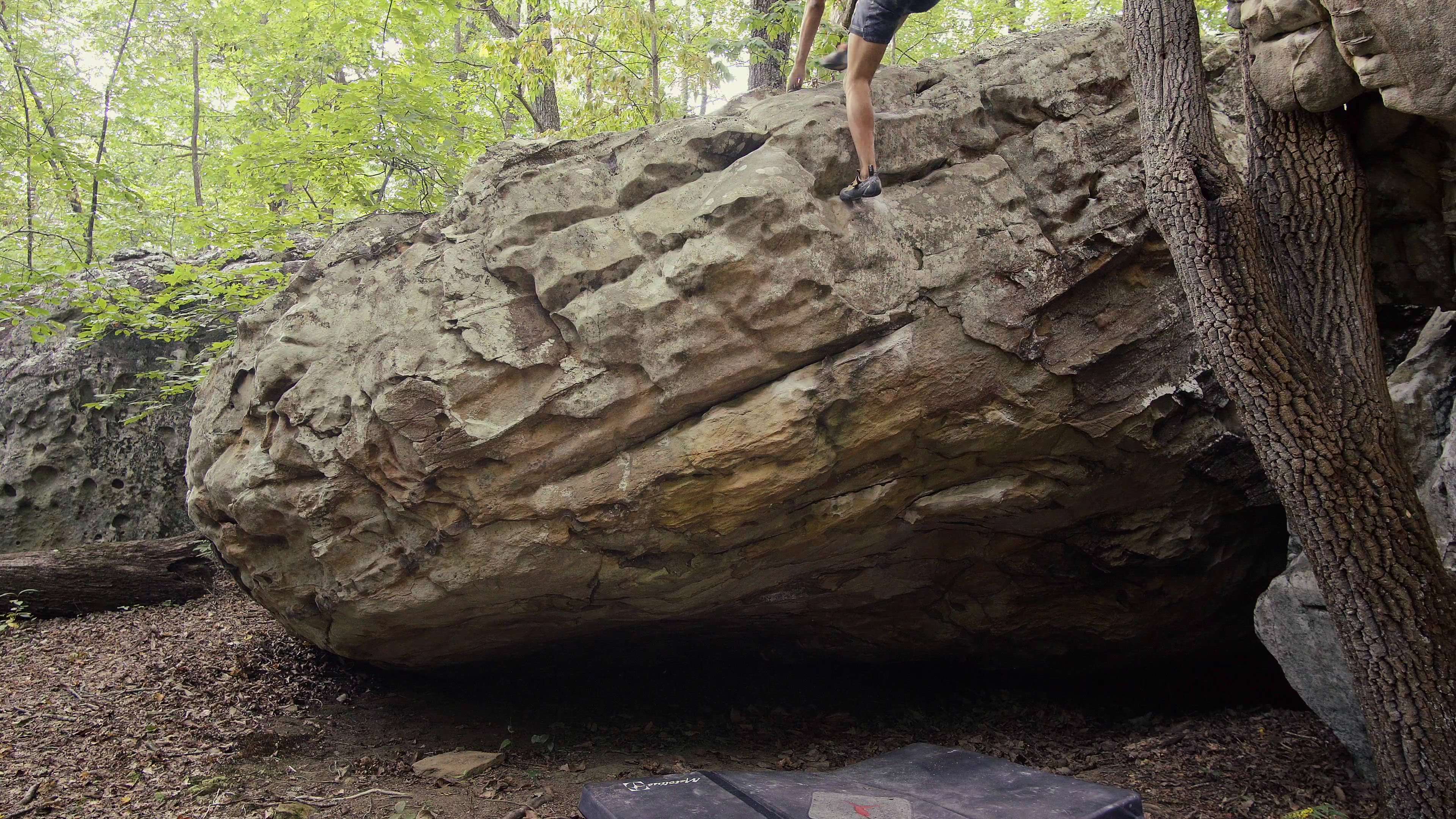 Old Style v4 - The Maze, Rocktown Bouldering - Watch Beta Videos