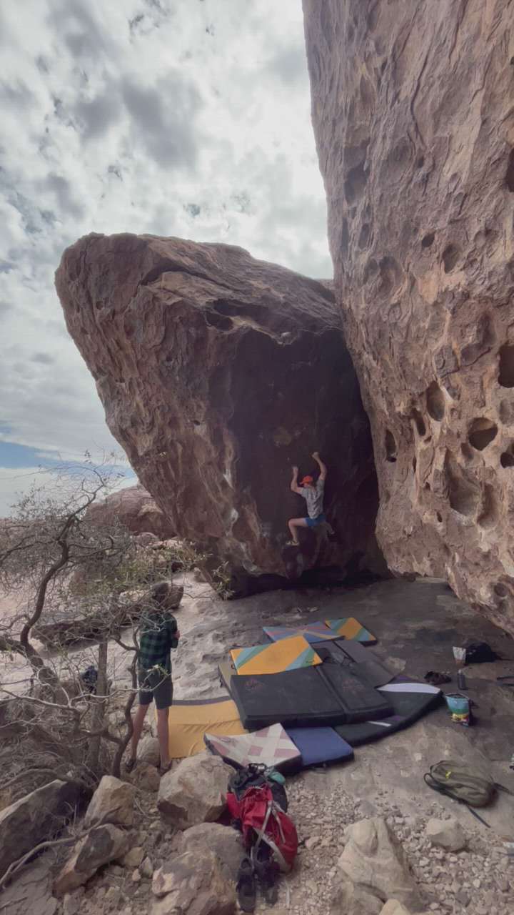 See Spot Run v6 - North Mountain, Hueco Tanks Bouldering - Watch Beta ...
