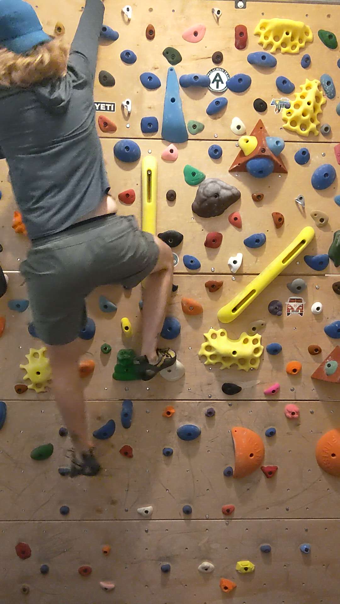 Ice Traverse v3 - PTY Clayton Bouldering - Watch Beta Videos