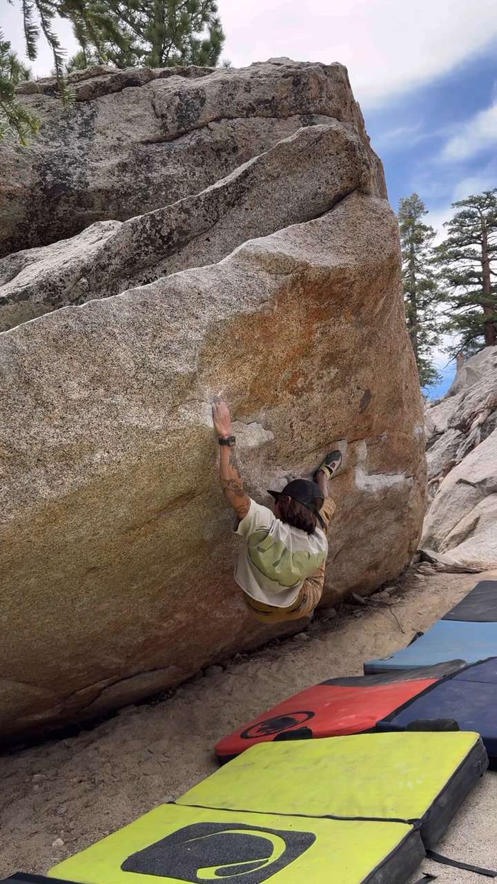 Swing Dance v7 - Shangri-La, Tramway Bouldering - Watch Beta Videos