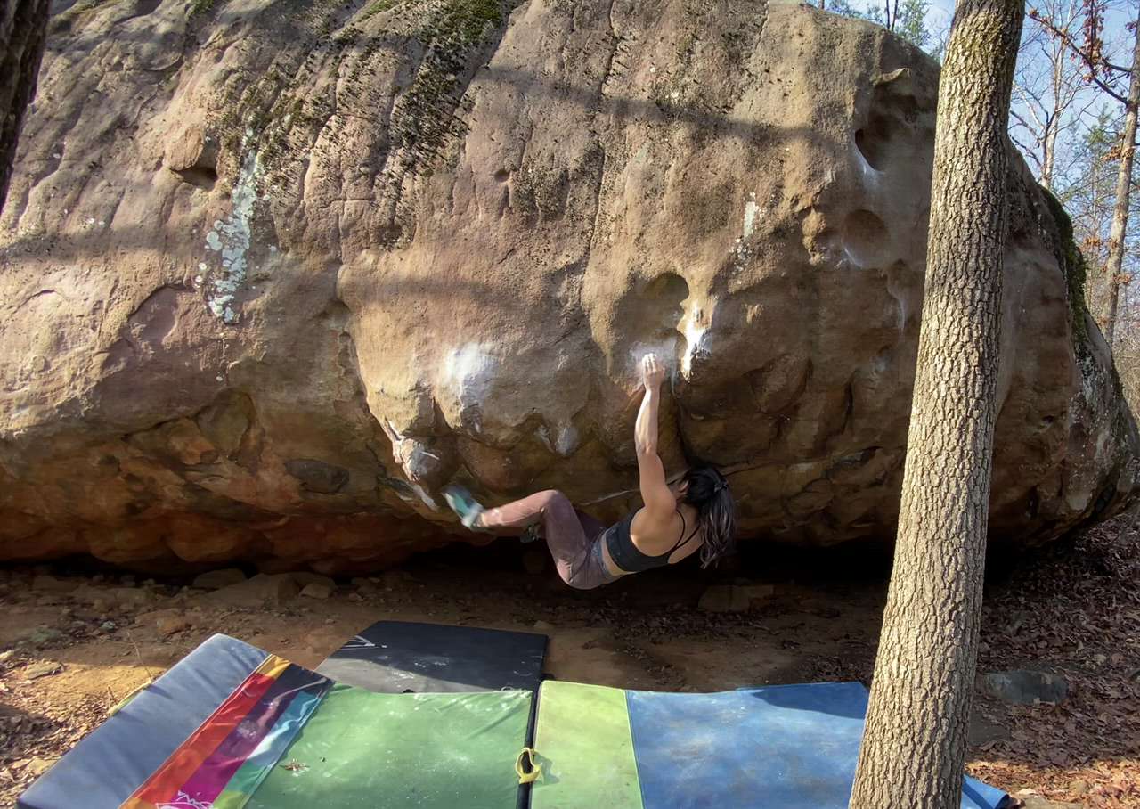 Dream Sequence v7 - Raccoon Mountain, Chattanooga Bouldering - Watch Beta Videos