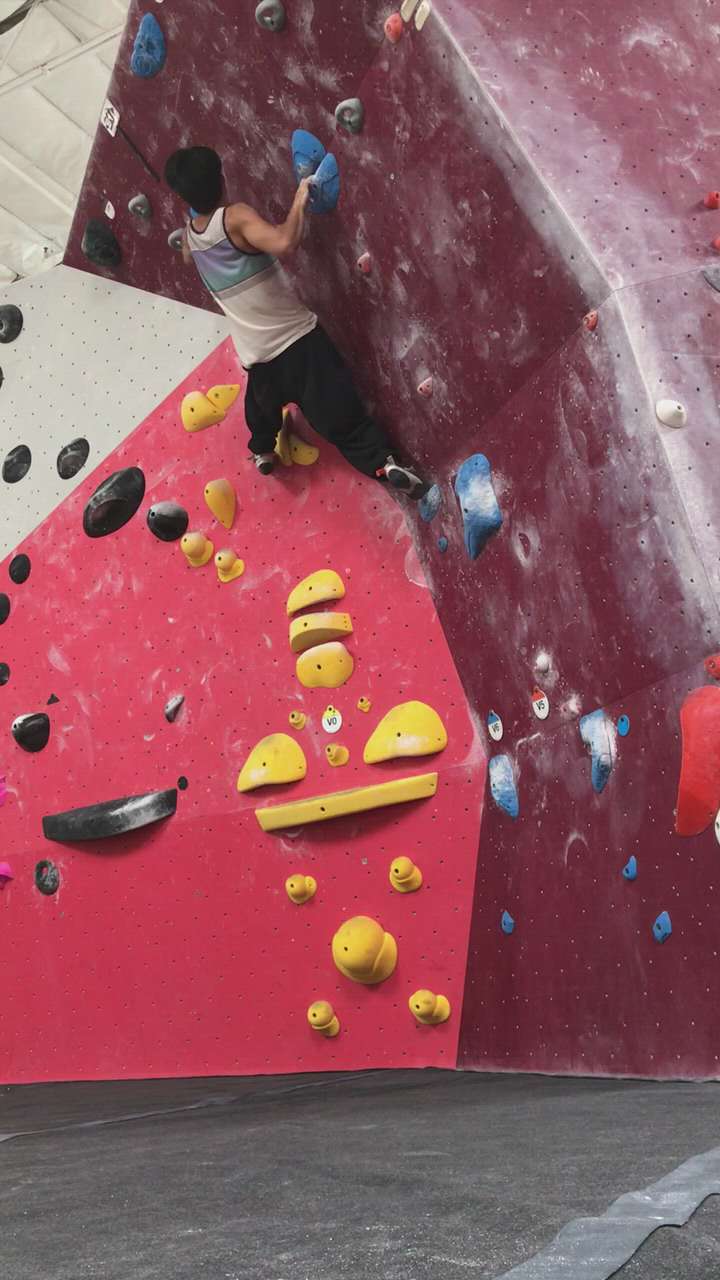 Blue v6, Movement Fountain Valley - KAYA | The Climber's App