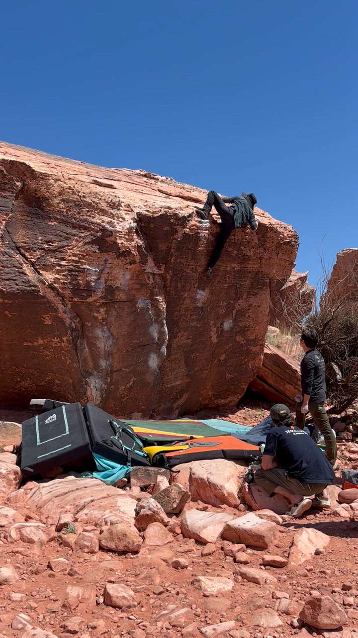 Dusty Coffee v5 - Kraft, Red Rock Bouldering - Watch Beta Videos