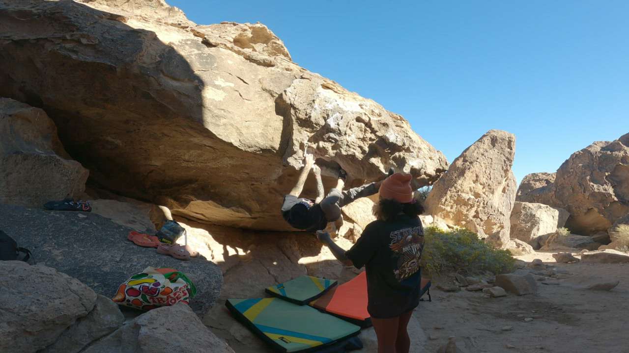 Monkey Hang v3, Bishop - KAYA | The Climber's App