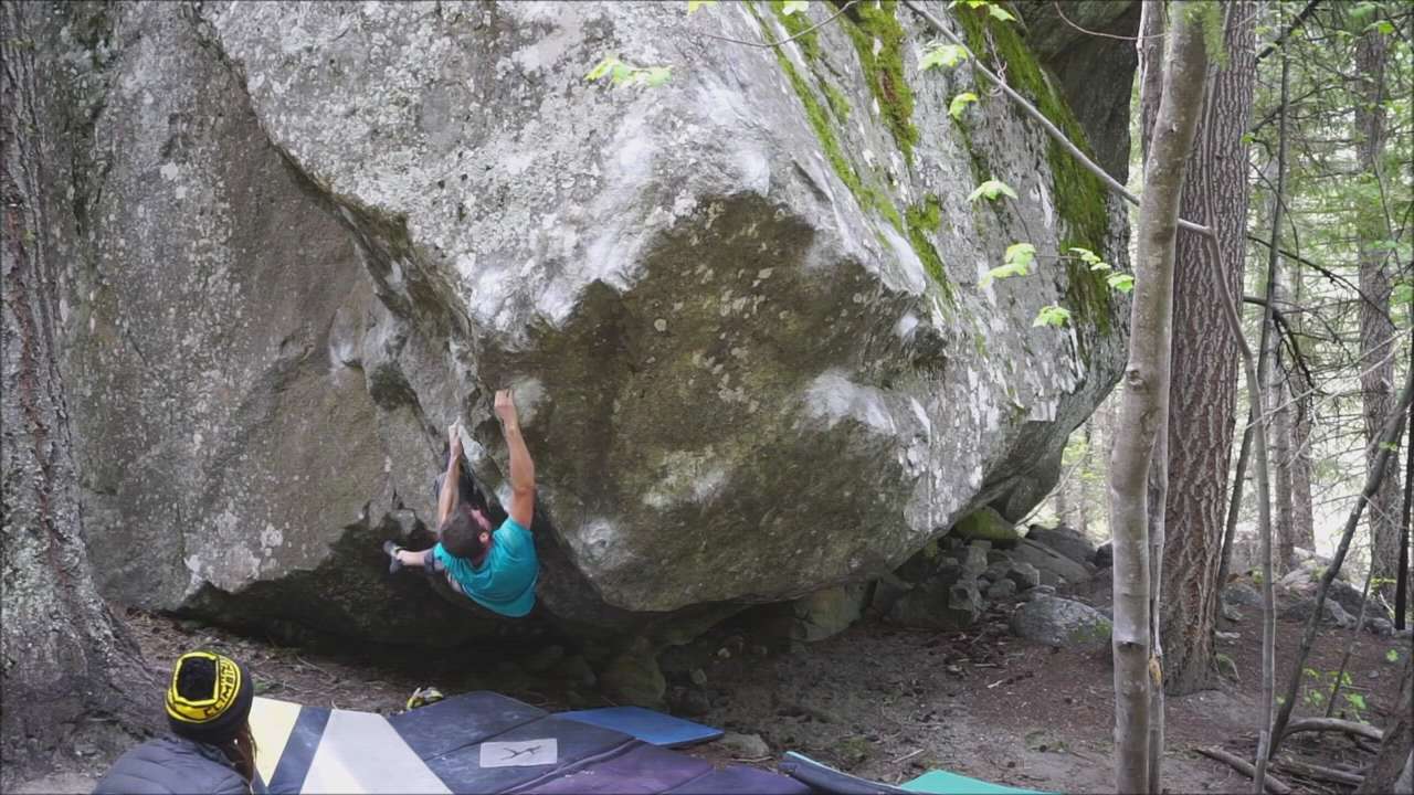 Resurrection Low v10 - Icicle Canyon, Leavenworth Bouldering - Watch ...