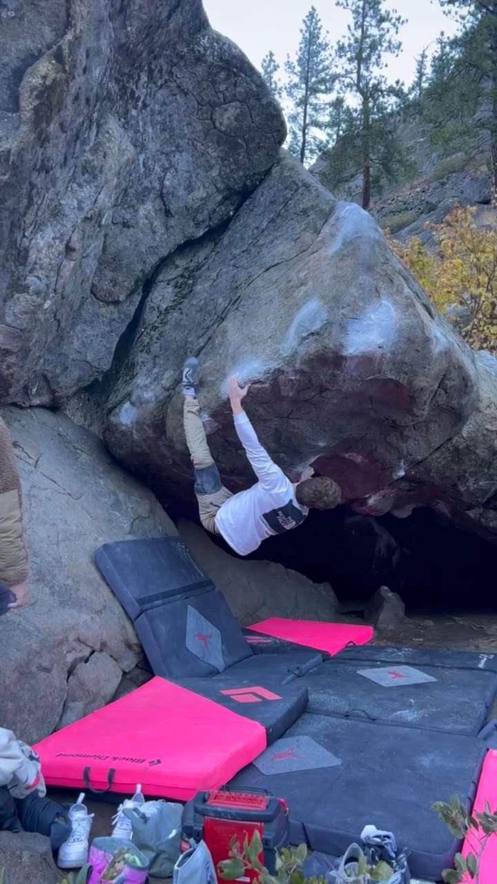 Superman v9 - Icicle Canyon, Leavenworth Bouldering - Watch Beta Videos