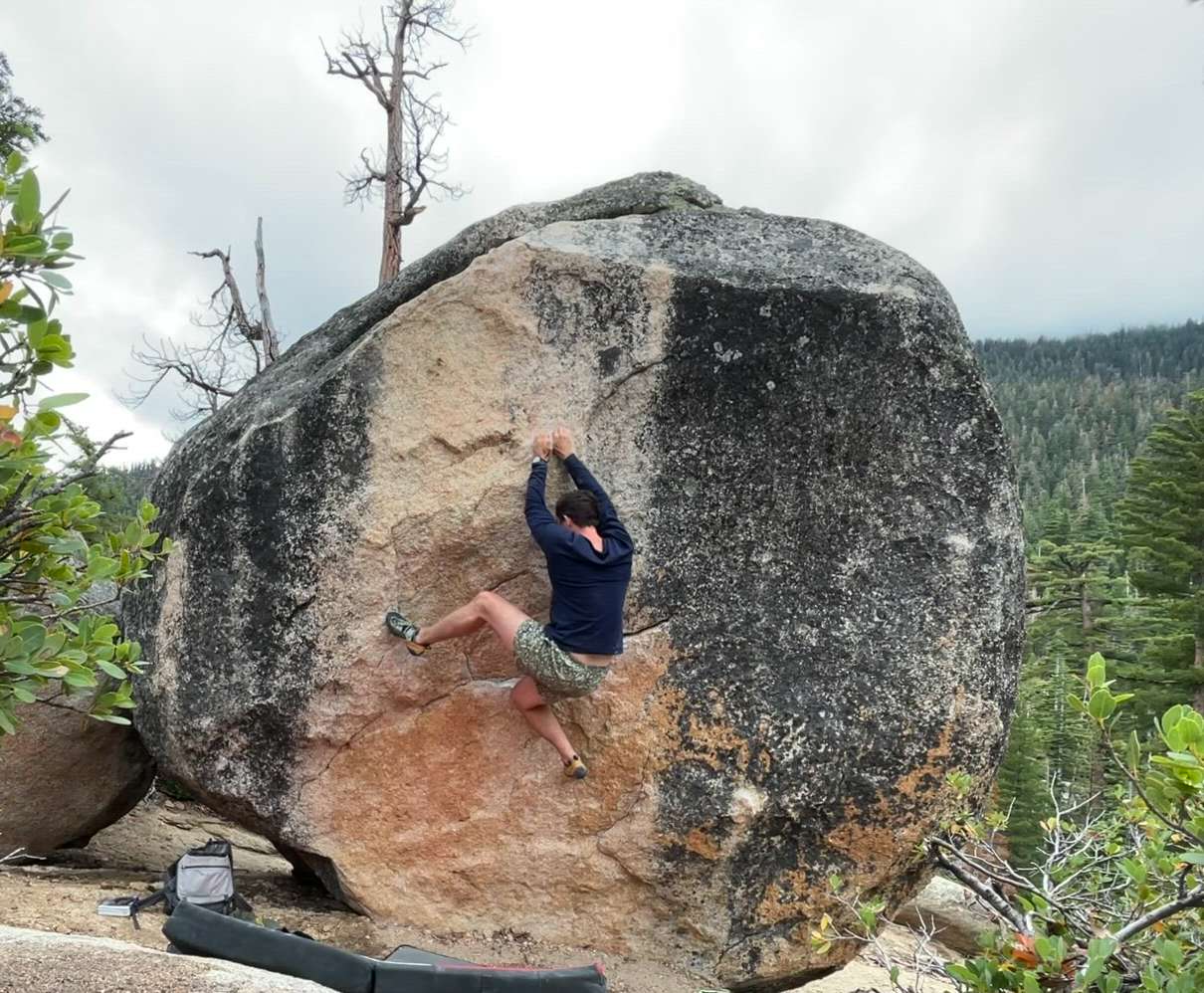 Oasis v2 - Voodoo Stones, Lake Tahoe Bouldering - Watch Beta Videos