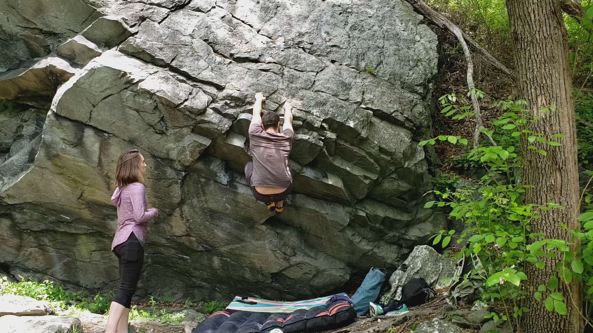 Tetris v2 - Maryland, Harper's Ferry Bouldering - Watch Beta Videos