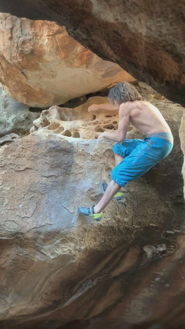 Scream v11 - West Mountain, Hueco Tanks Bouldering - Watch Beta Videos