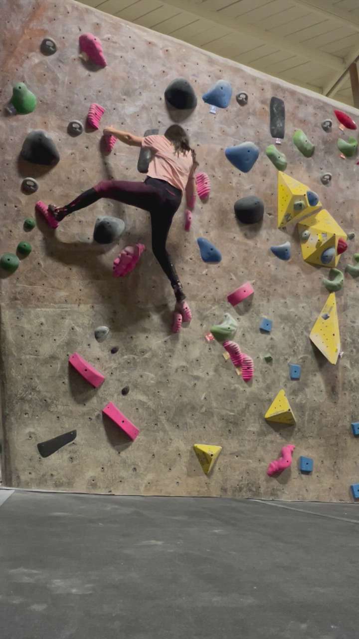 Yellow Boulder - Bridges Rock Gym Bouldering - Watch Beta Videos